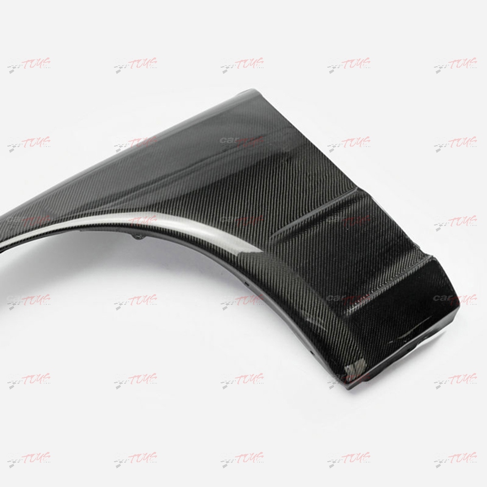 NISSAN R32 GTR OEM Style Front Fender - Car Toys